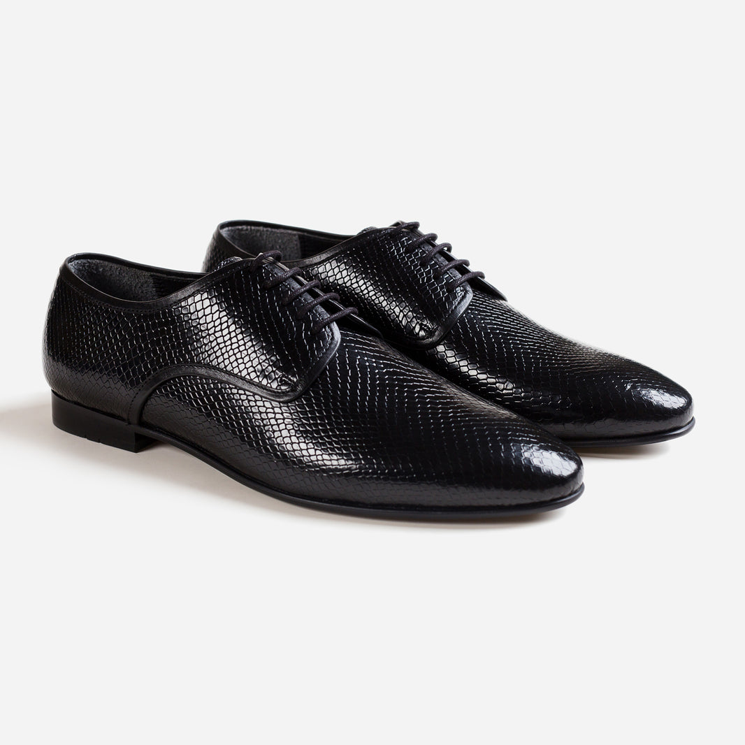 Buy Premium Men Shoes | Branded Shoes for Men – ADORO