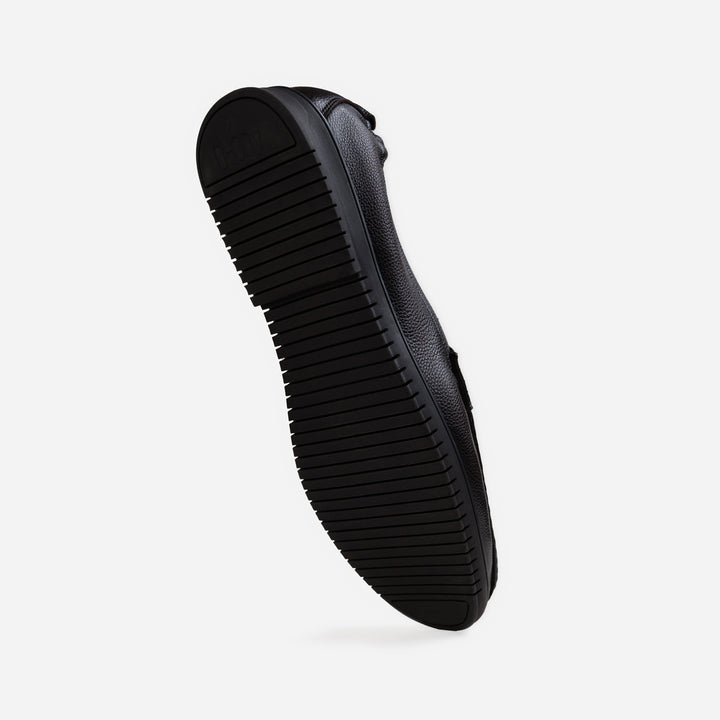 Buy Comfortable Casual Shoes for men – ADORO